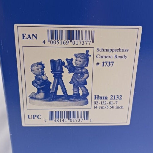 MIB Hummel "camera Ready" 25th Anniversary Figurine 2002 Photographer ...