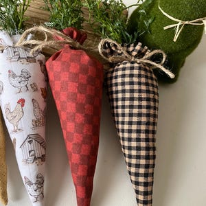 Fabric Farmhouse Style Carrots, Country Carrots, Primitive Fabric ...