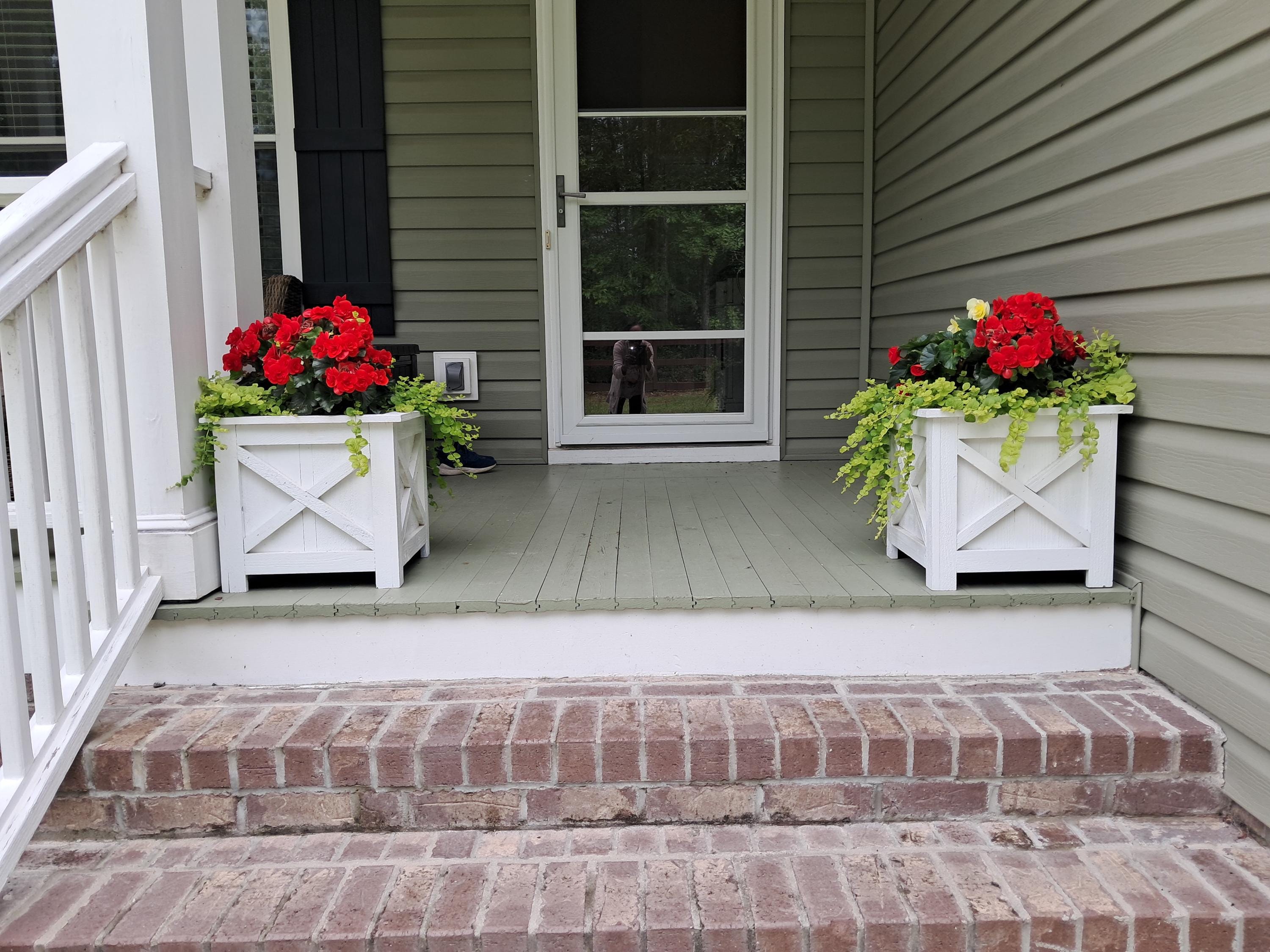 Handmade Cedar Planter Box: Rustic Farmhouse X-design - Etsy