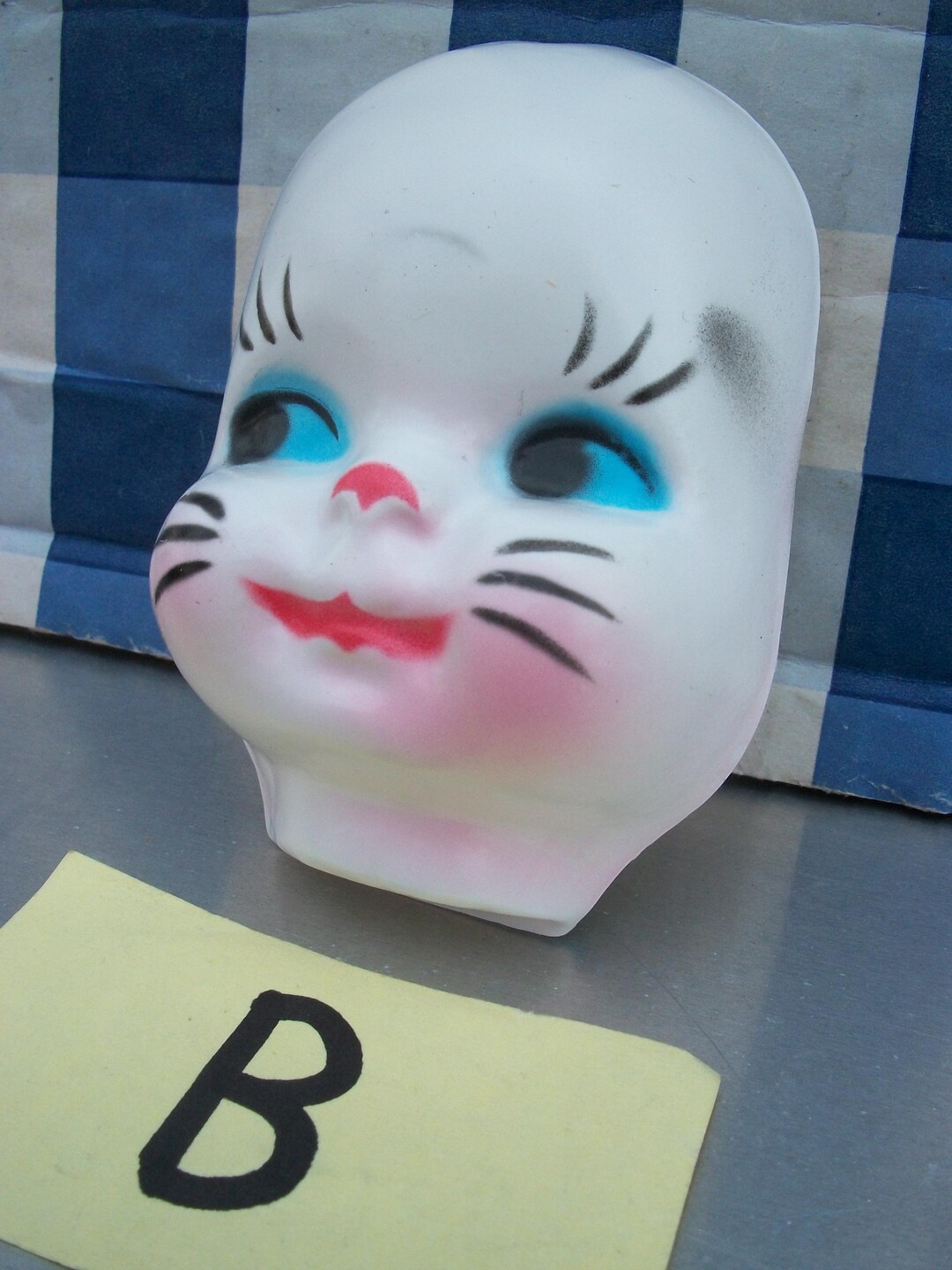 Blemished Rare Hong Kong 3-inch White Plastic Critter Face Lot G - Etsy