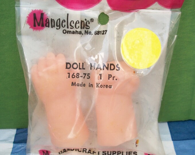 Mangelsens Packaged Plastic 1-1/2 Inch Baby Chubby Hands 168-75 - Etsy