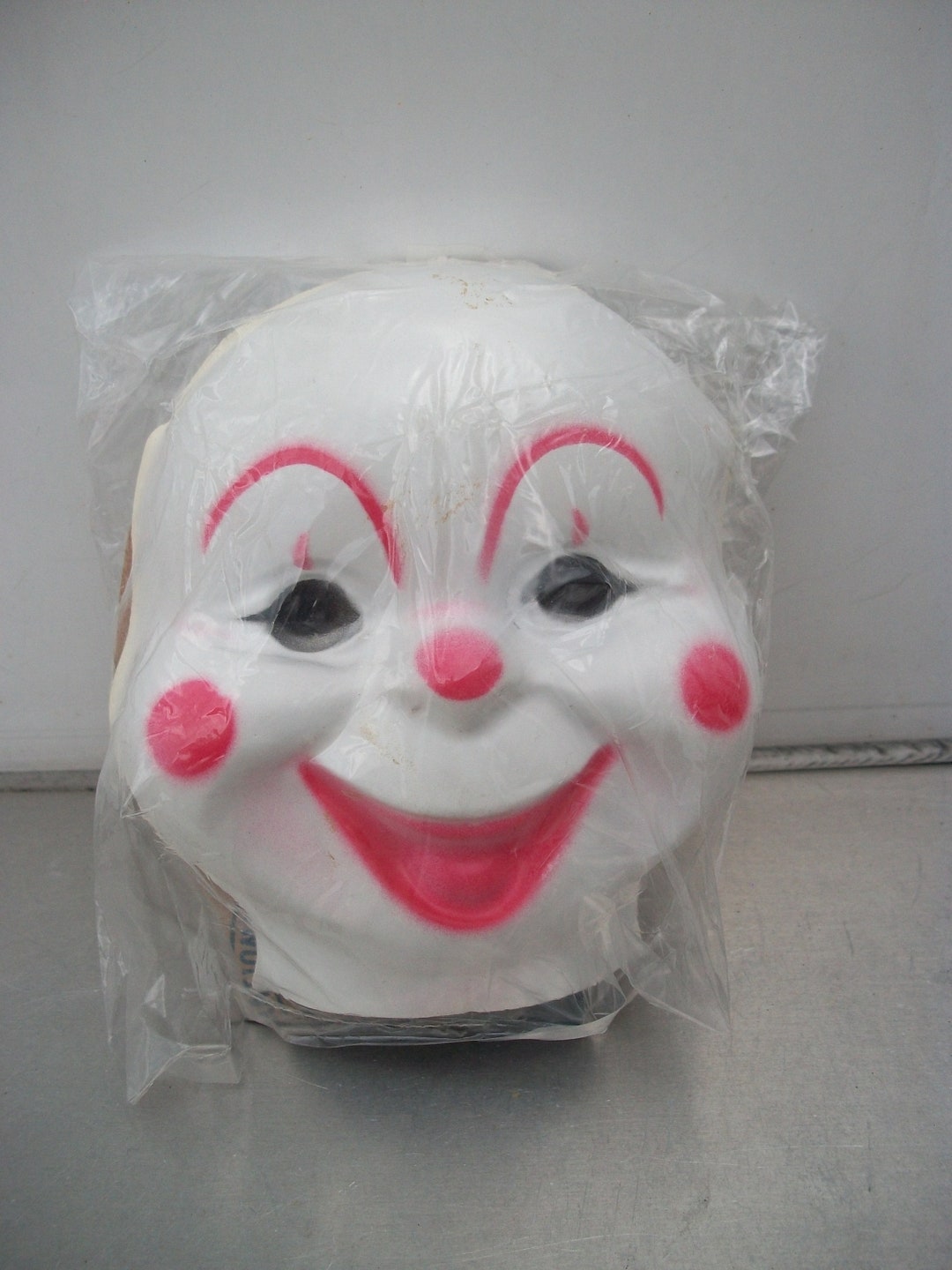 Large White Plastic 4 Inch Clown Face Mask ** - Etsy
