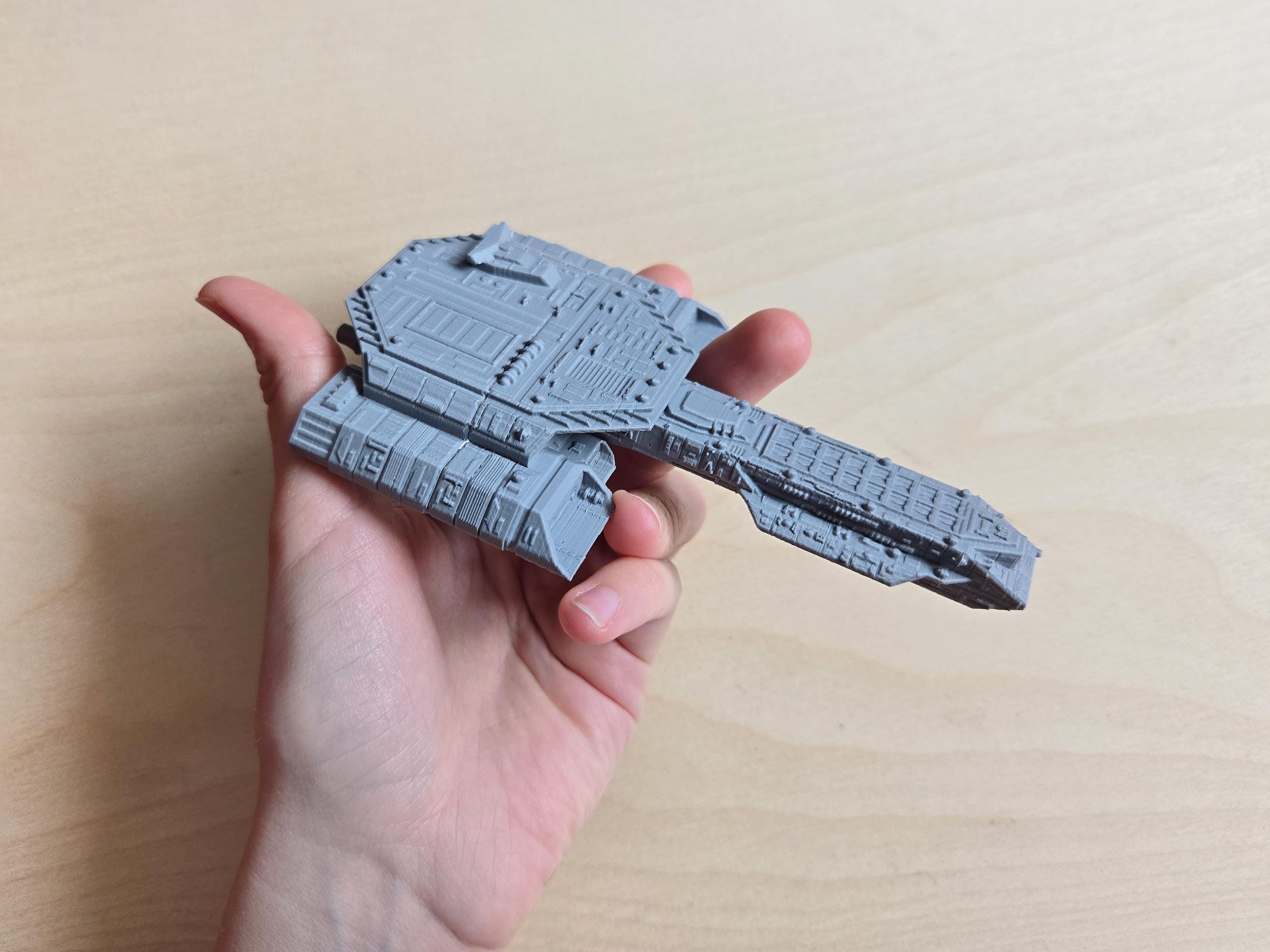 High Detail D - Class Star Cruiser Model | 3D Printed Sci-fi Spaceship ...