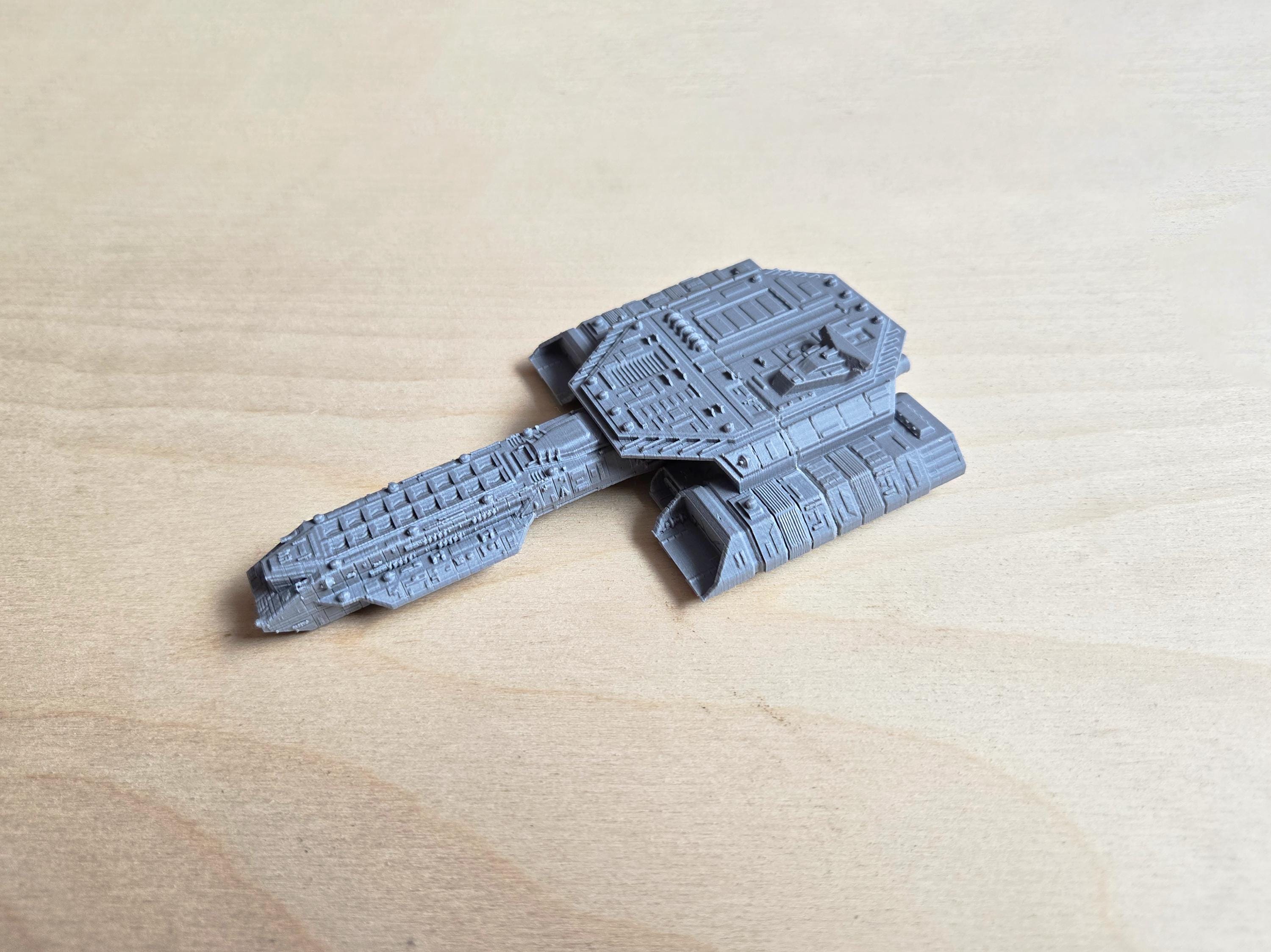 High Detail D - Class Star Cruiser Model | 3D Printed Sci-fi Spaceship ...