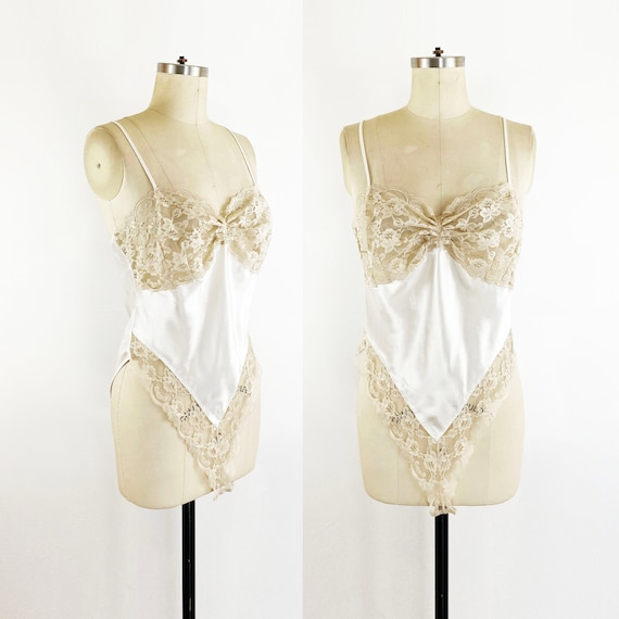 1990s Victoria Secret Gold Label White Satin / Tan La… - Gem