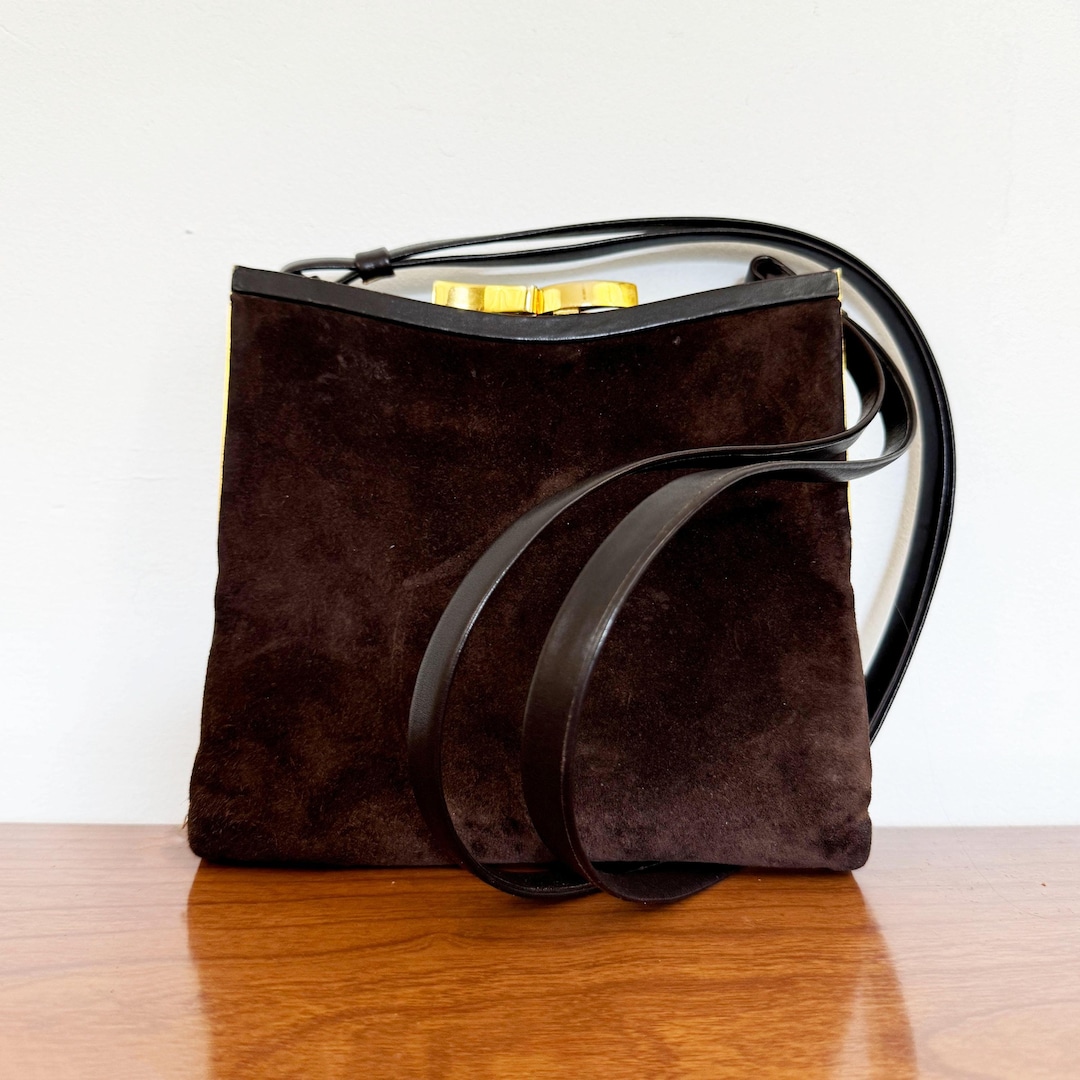 1970s Rodo Brown Suede Double Kiss Lock Purse Minimalist 70s Suede ...
