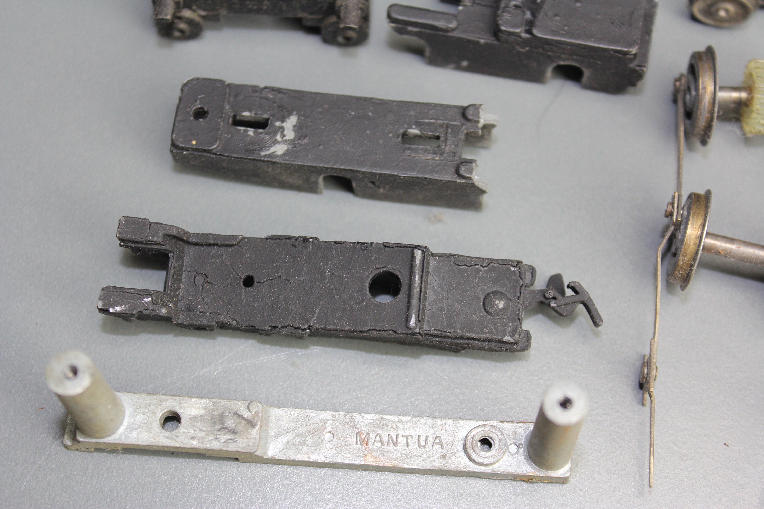 Vintage Brass And Metal Ho Scale Mantua Parts
