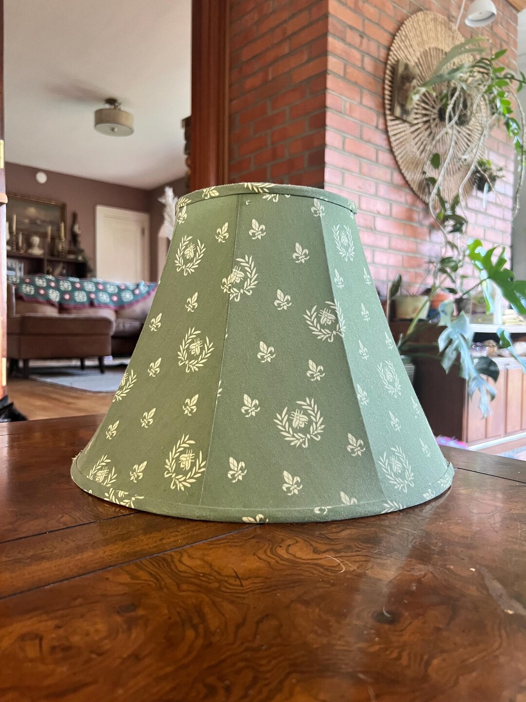 Vintage Cottagecore Sage Green Lamp Shade With Bees and Fleur De Lis - Etsy