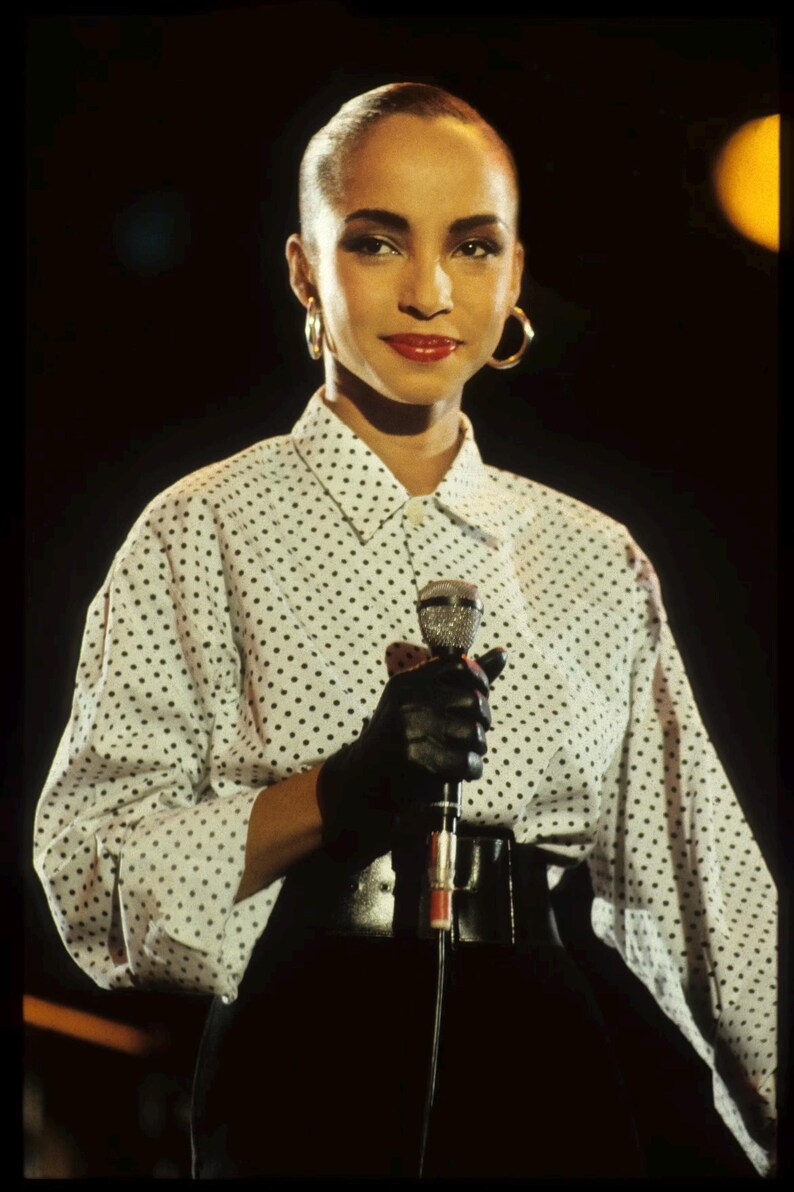 Sade Adu in Polka Dot Outfit, Fashion, Color Photo Print, Smooth ...