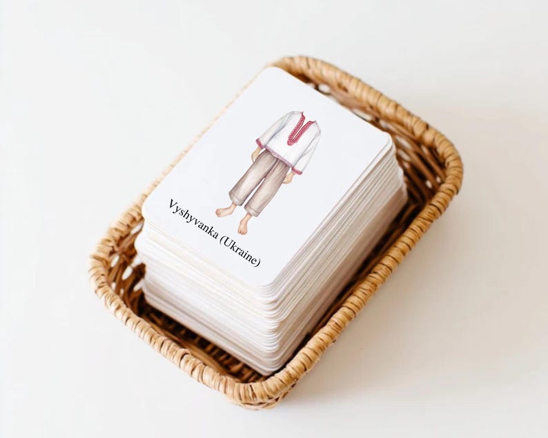 12 Traditional Clothing Flashcards | World Cultures for Kids ...