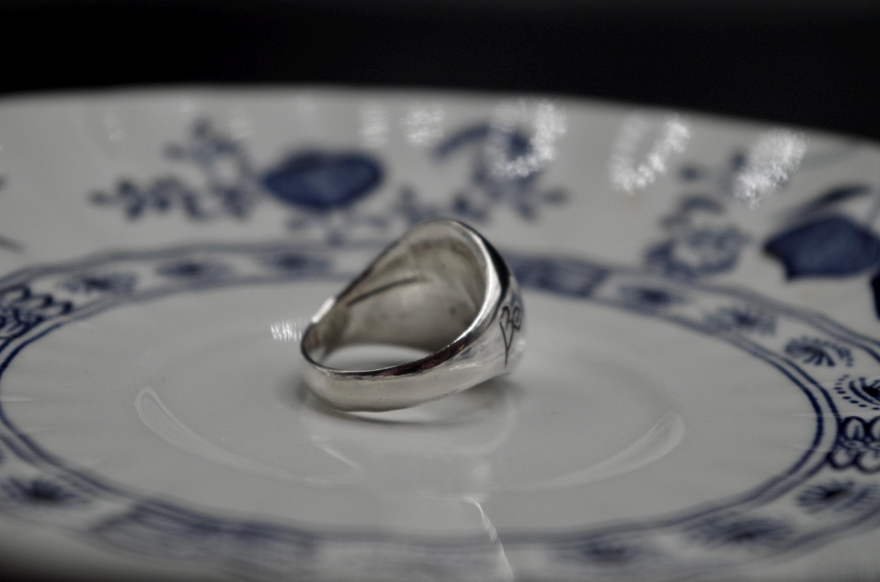 Custom Silver Signet Ring - Etsy