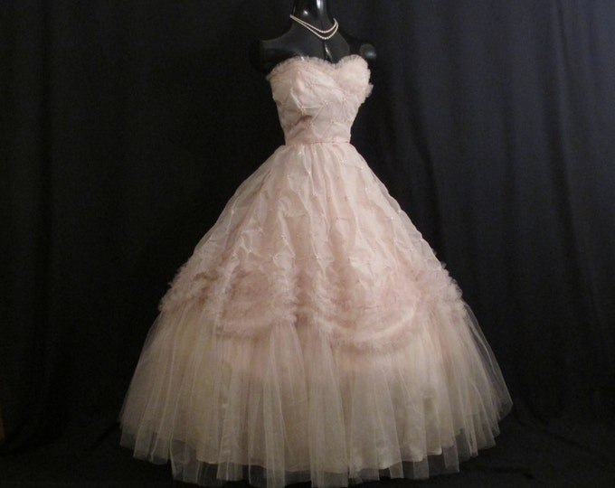 Vintage 1950's 50s Bombshell STRAPLESS Pink Embroidered Chiffon Tulle ...