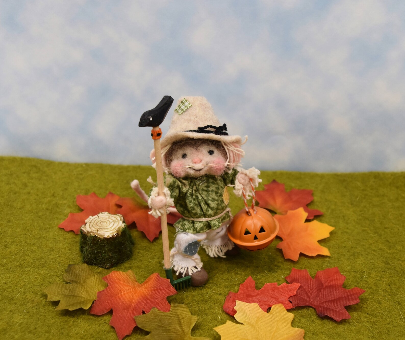 Needle Felted Fall or Halloween Mouse Scarecrow | Etsy