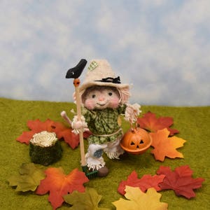 Needle Felted Fall or Halloween Mouse Scarecrow | Etsy