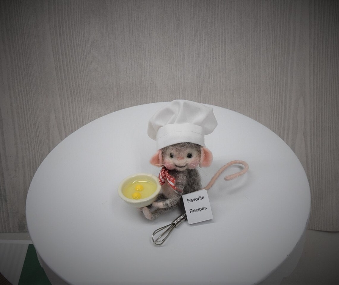 Needle Felted chef Mouse With Whisk Bowl of Eggs - Etsy