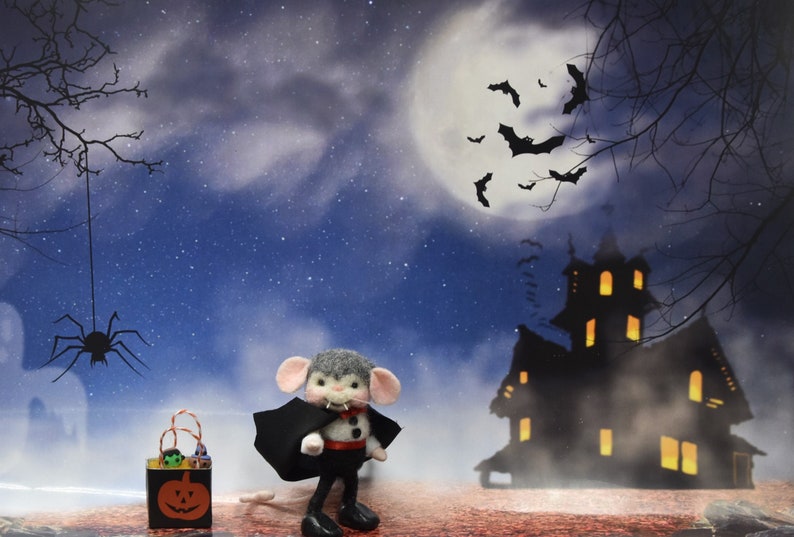Needle Felted Halloween vampire Mouse - Etsy