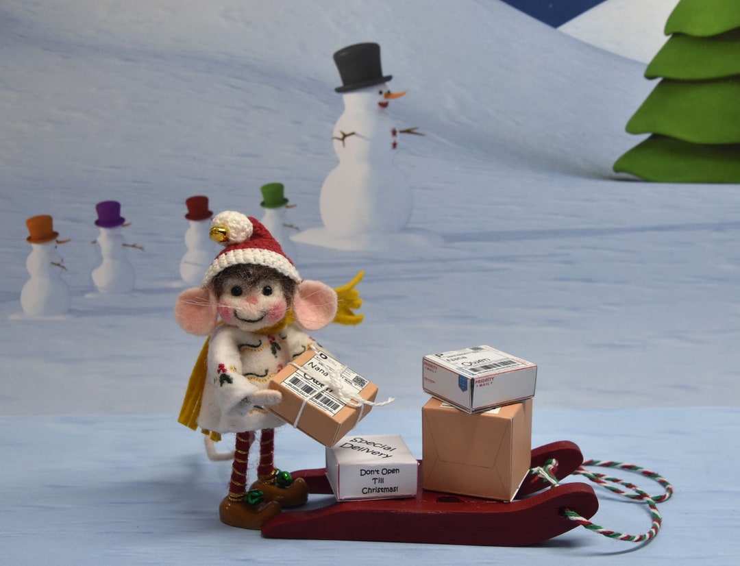 Needle Felted Mouse Elf With Sled and Personalized Packages! - Etsy