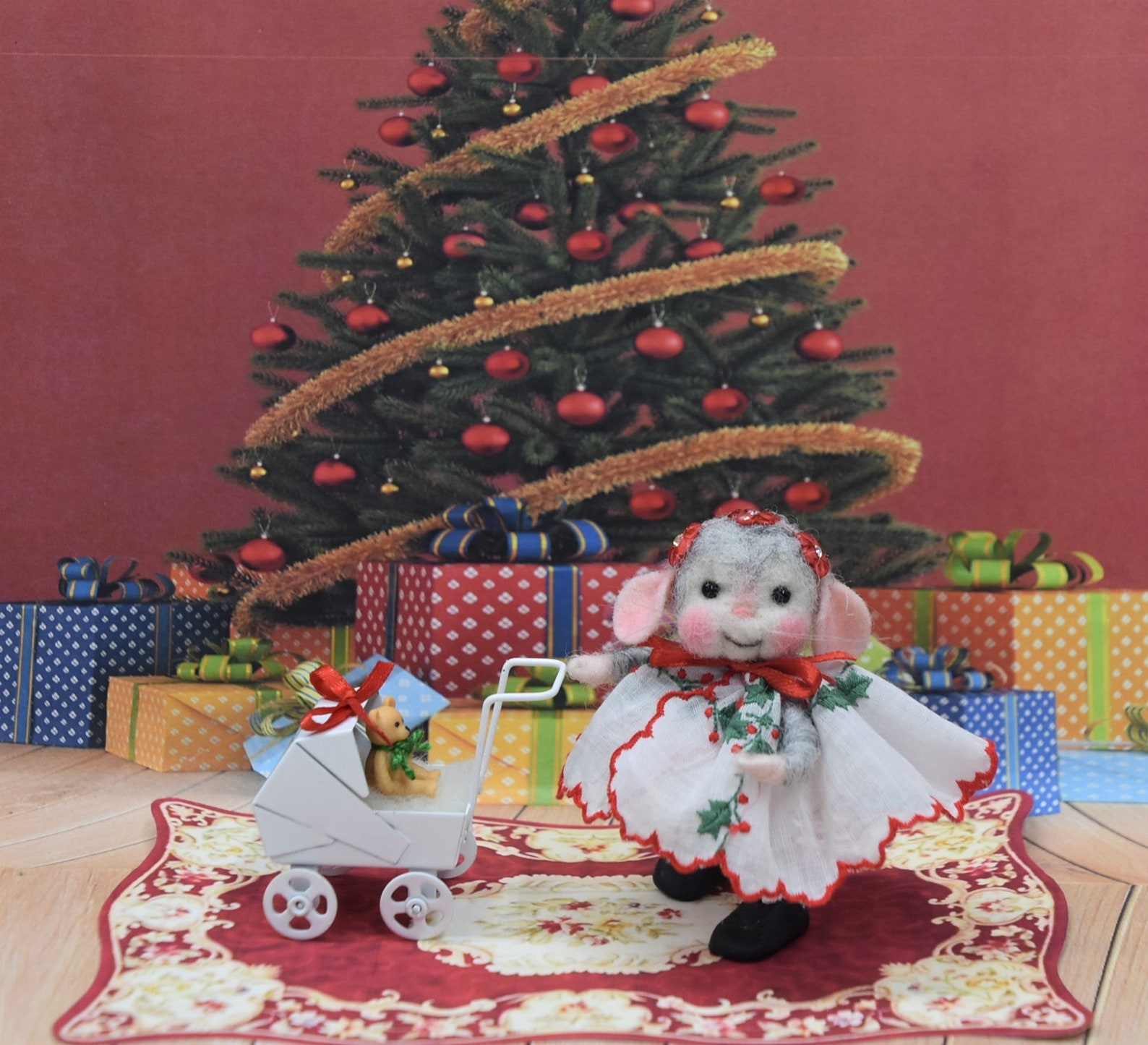 Christmas Day Girl Mouse With Miniature Doll Pram Needle | Etsy