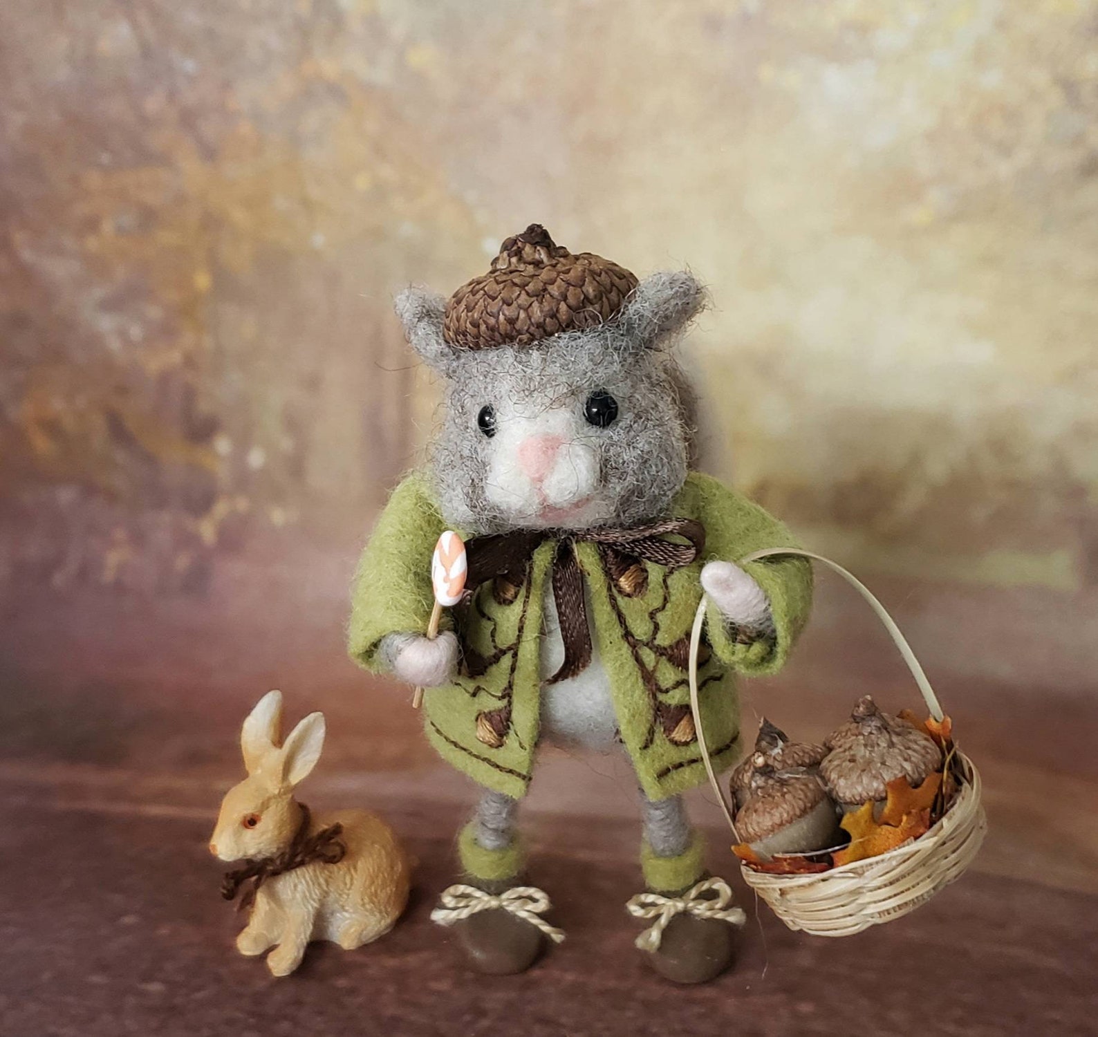 Needle Felted Fall Squirrel Collecting Acorns! - Etsy