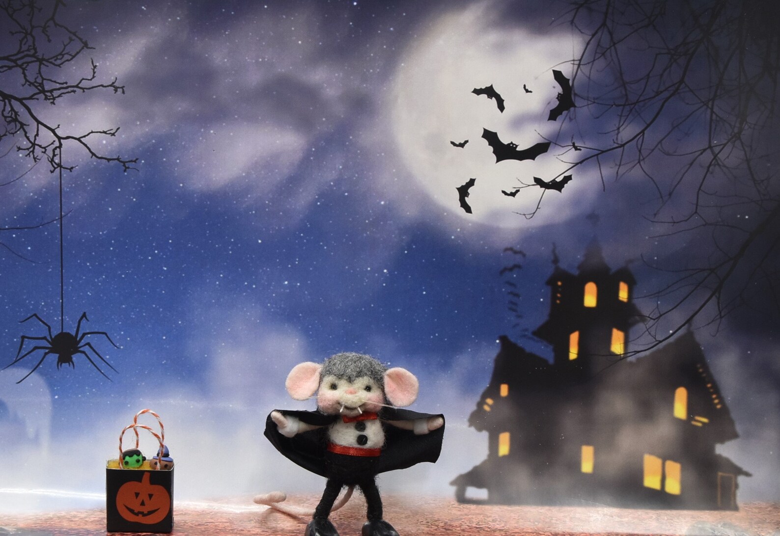 Needle Felted Halloween "vampire" Mouse! - Etsy