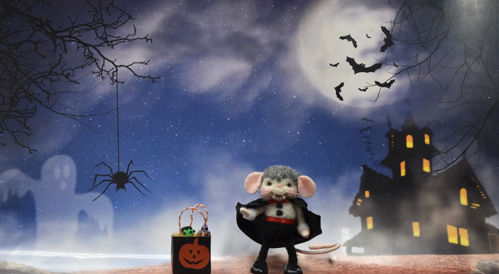 Needle Felted Halloween "vampire" Mouse! - Etsy