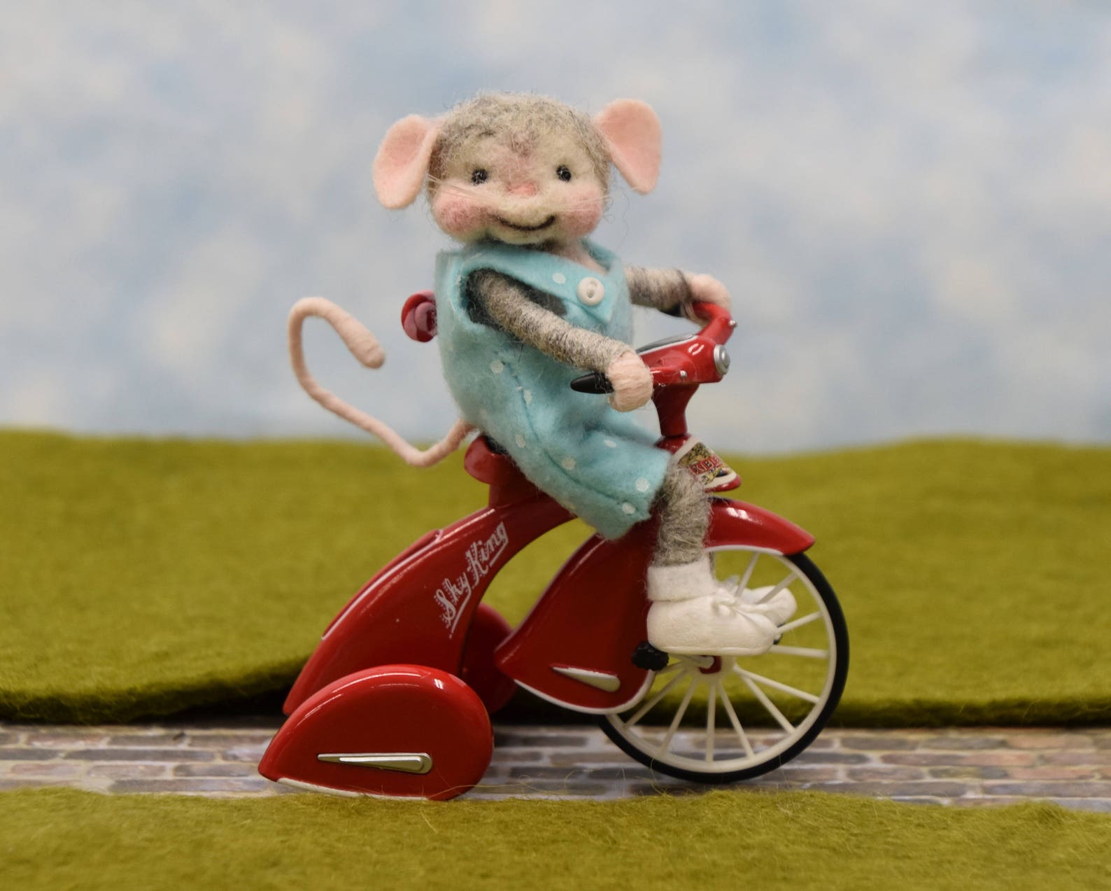 Needle Felted Mouse Riding His 1st Tricycle - Etsy