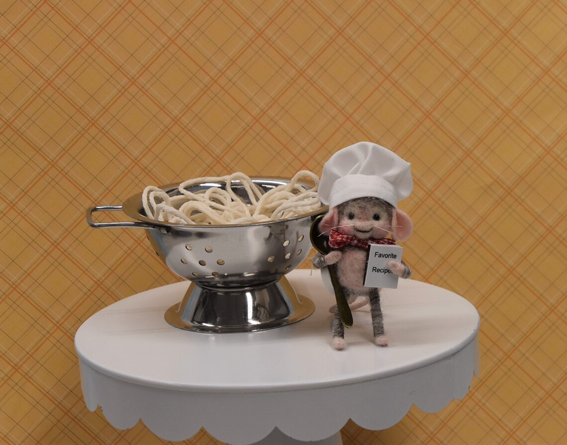 Needle Felted chef Mouse With Spaghetti and - Etsy
