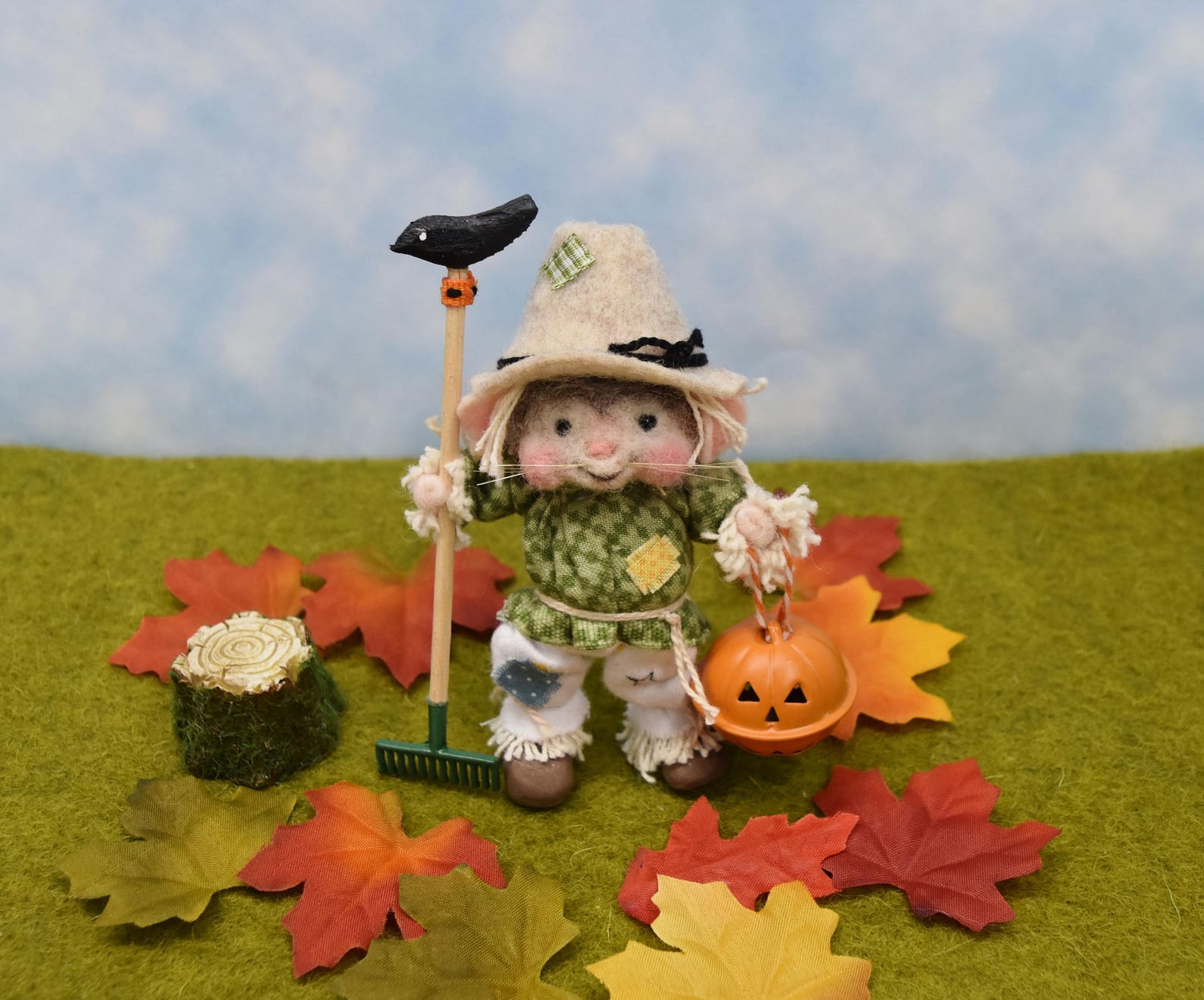Needle Felted Fall or Halloween Mouse Scarecrow | Etsy