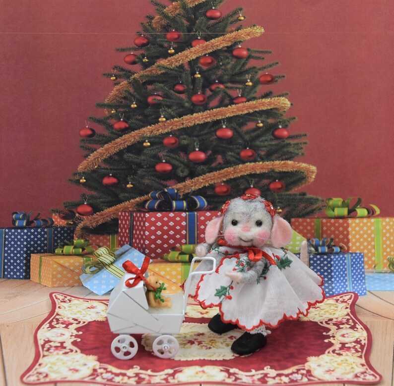 Christmas Day Girl Mouse With Miniature Doll Pram Needle | Etsy