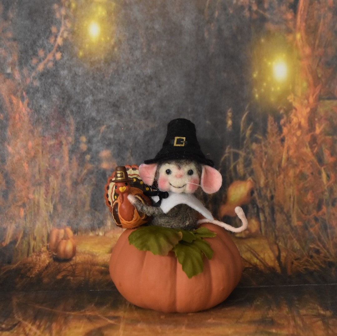 Thanksgiving Pilgrim Mouse and Turkey Centerpiece, Needle Felted ...