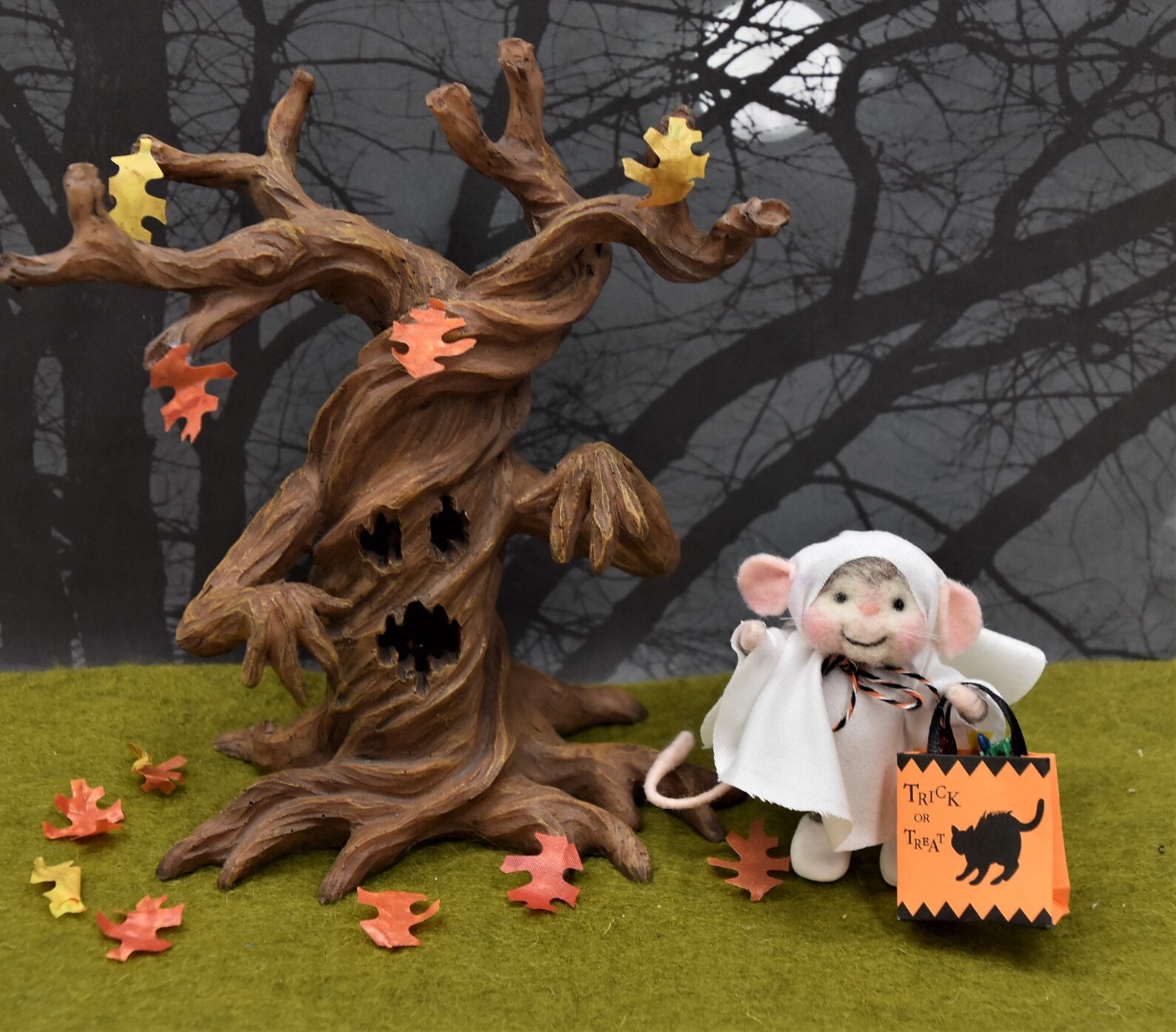 Needle Felted Halloween Mouse Ghost Trick-or-treater - Etsy