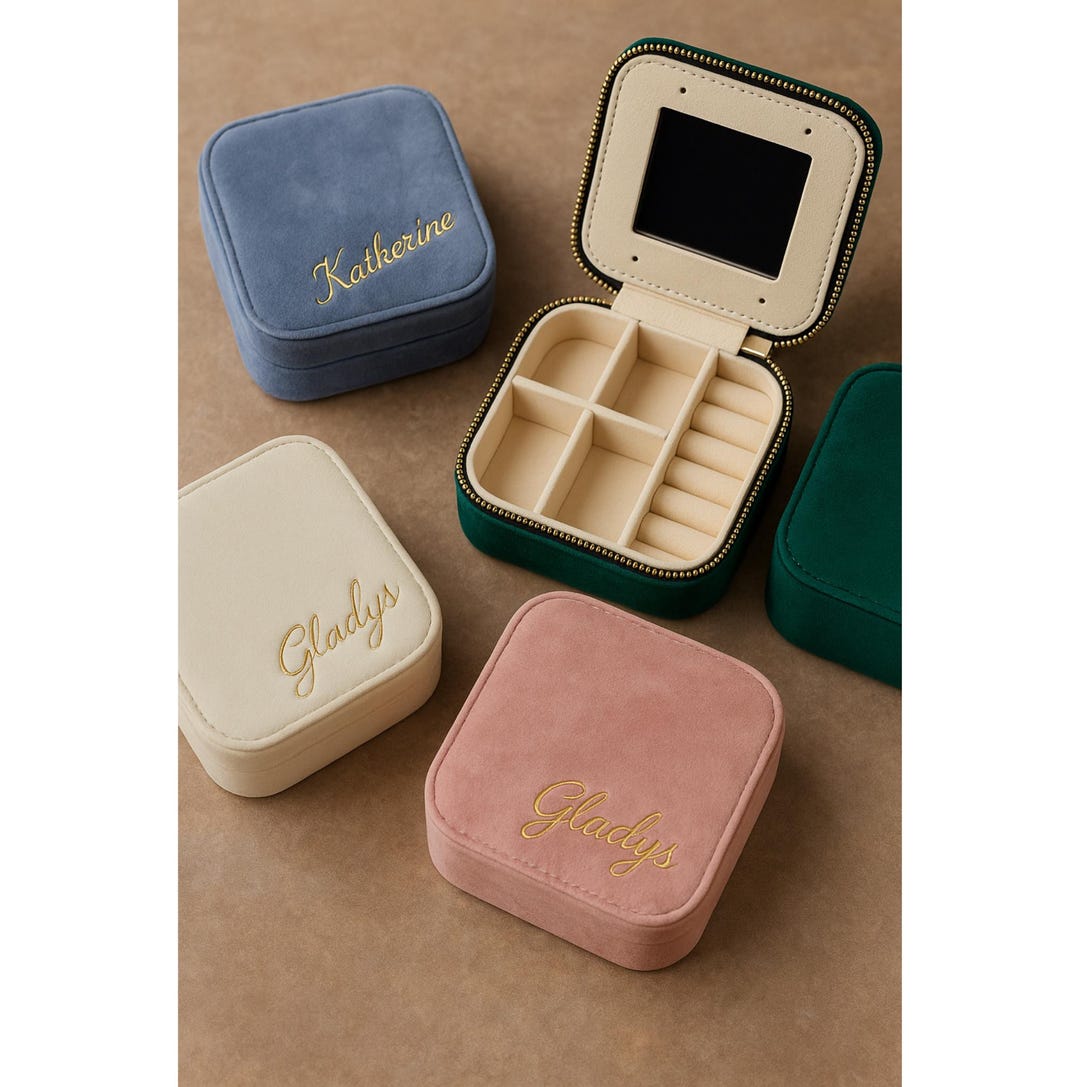 Personalized Velvet Travel Jewelry Box With Mirror, Bridesmaid Gift - Etsy