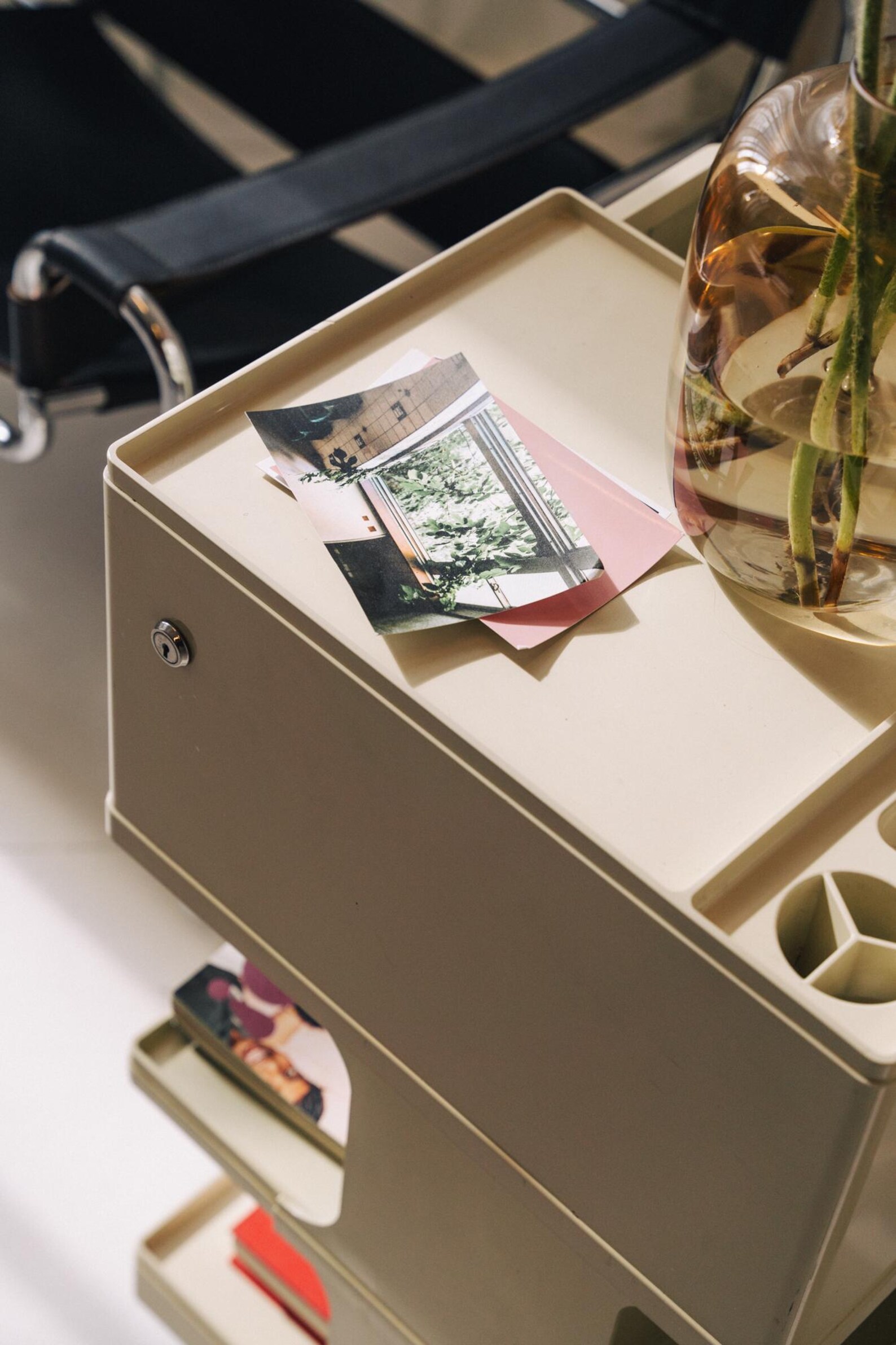 Italian Cream Space Age Storage Trolley in Plastic by Giovanni Pelis ...