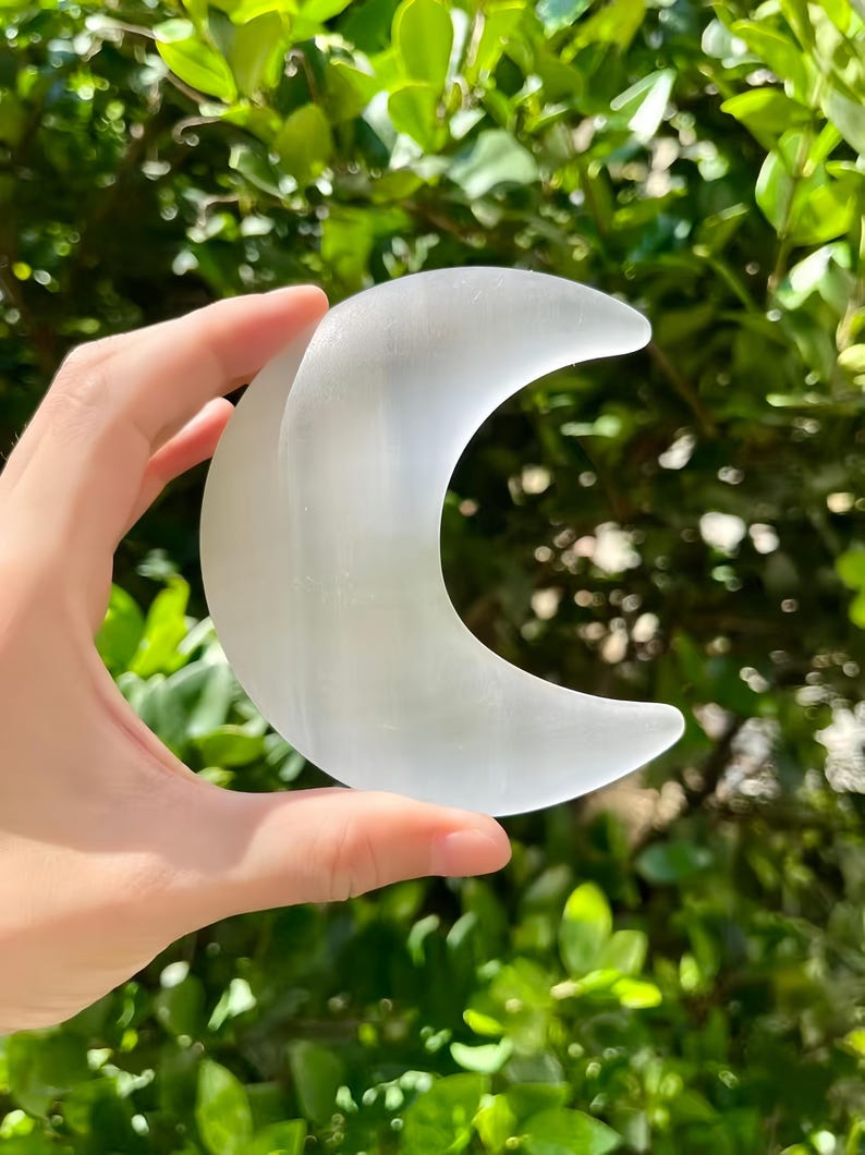 Selenite Crystal Moon, Crystal Moon Carving, Healing Crystal Sculpture ...