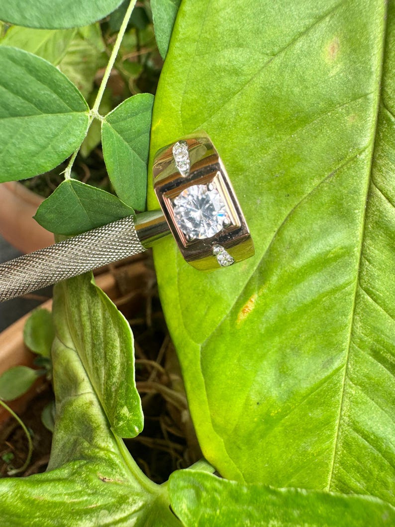 Dominion Seven Diamond Men’s Ring – Bold Power With Striking Brilliance ...