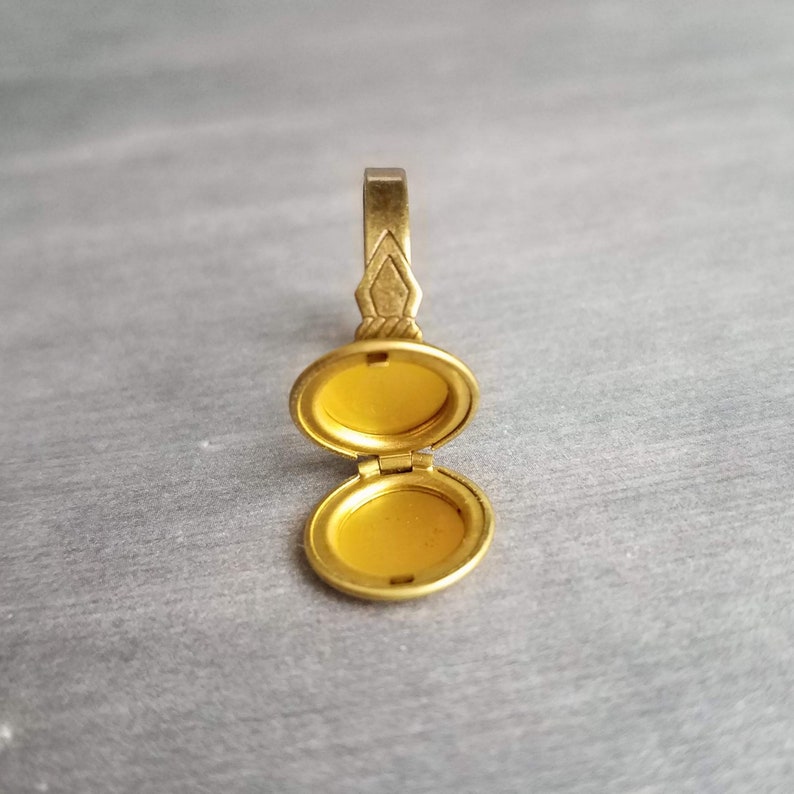 Locket Ring Small Gold Locket Ring Secret Ring Poison Ring | Etsy