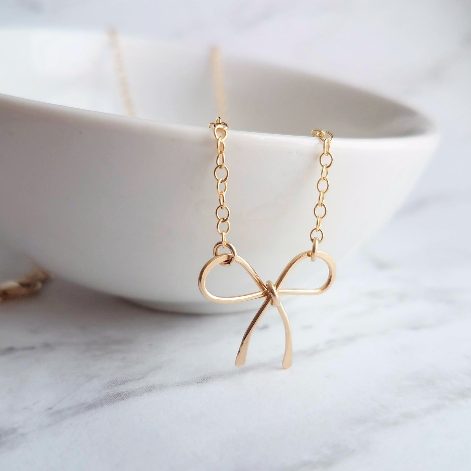 Gold Bow Necklace 14K gold filled necklace small bow | Etsy