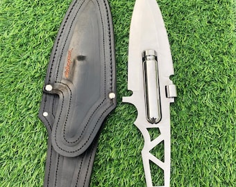 futuristic edc knife