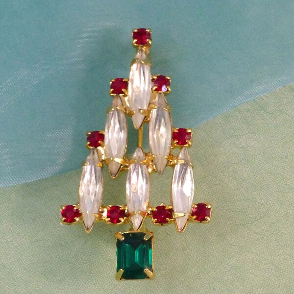 Christmas Tree Pin - Etsy