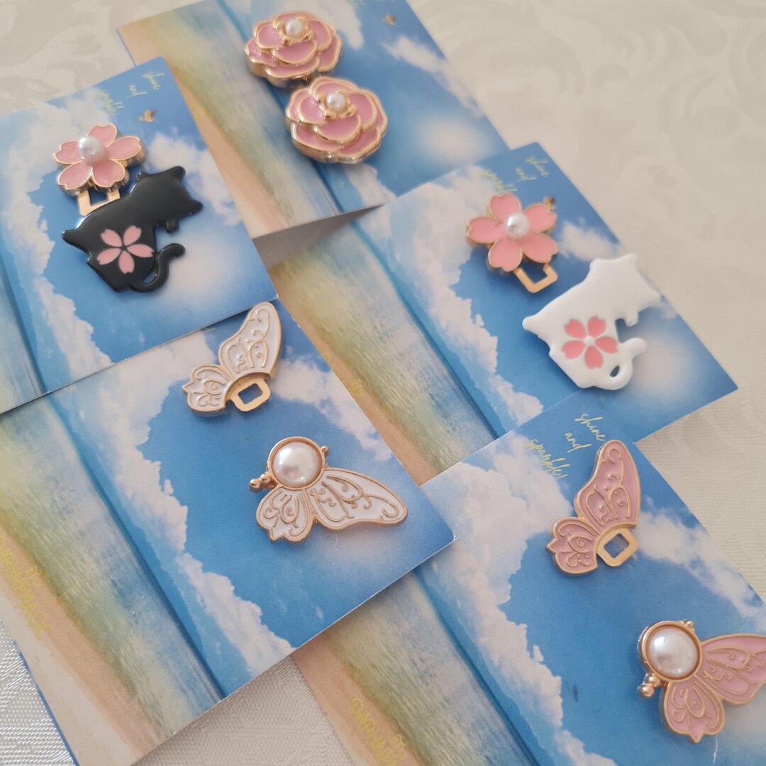 Outfit Shaping Enamel Pins – Shirt Cinch & Waist Tightening Clips ...