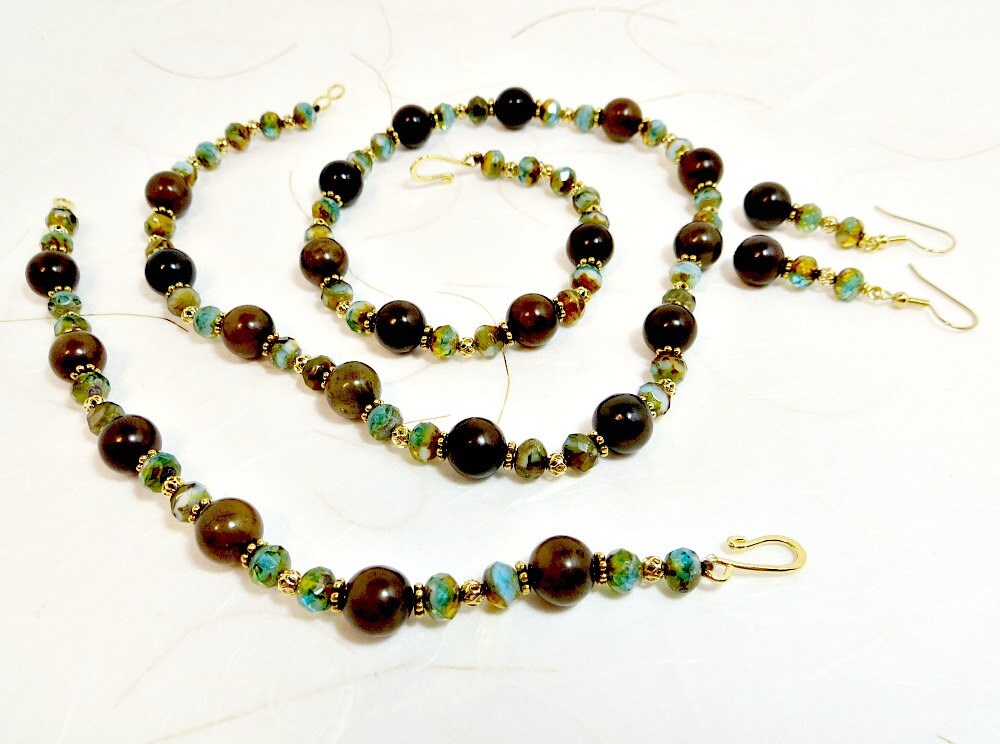 Burnt Jade, Aqua Picasso Glass, and Gold Filigree Necklace - Etsy