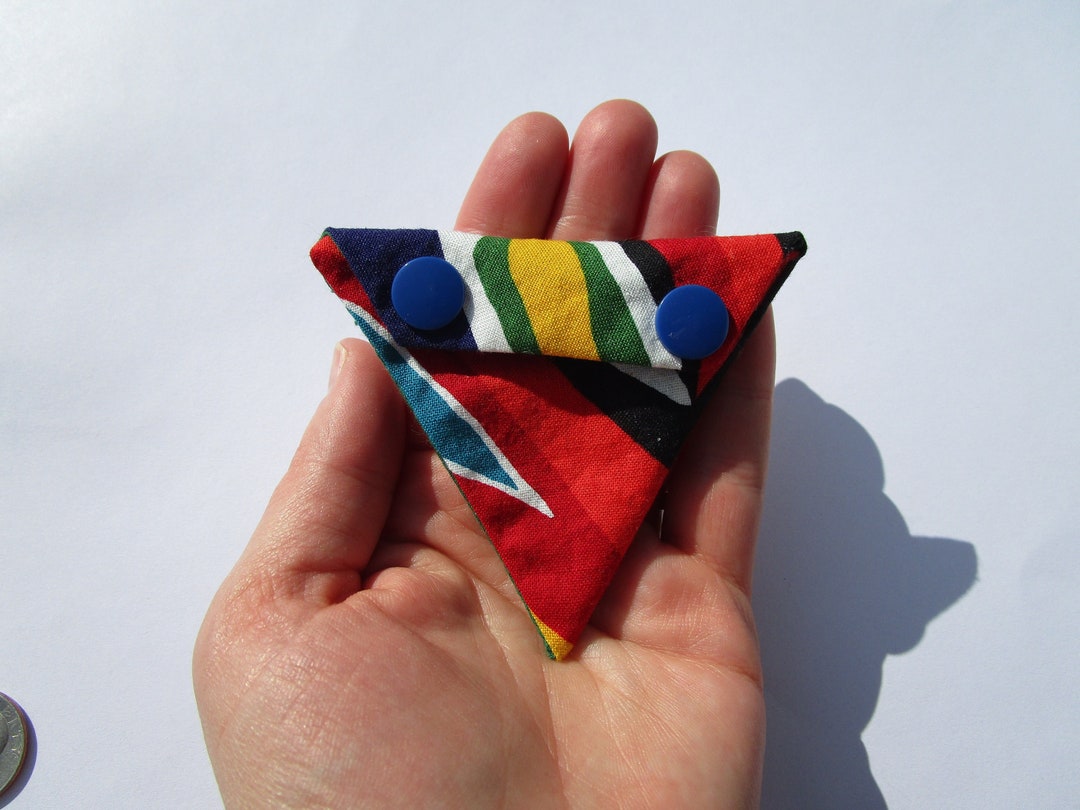 Mini Equilateral Triangle Snap Pouch for Tiny Things With - Etsy Hong Kong