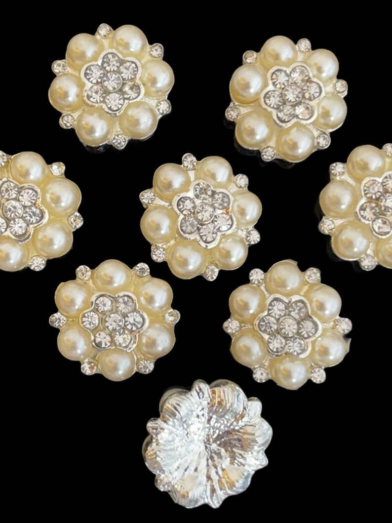 30 Pcs CLEAR Crystal Rhinestone Assorted Embellishment Buttons Flatback ...