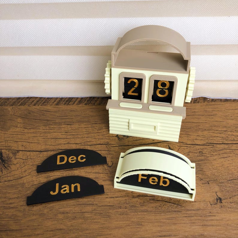 Vintage Desk Calendar 3D Printed Perpetual Rotating Date Display Retro ...