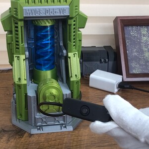 Resident Evil Biolab Biohazard DNA Helix Night Light Virus Tube Desk ...