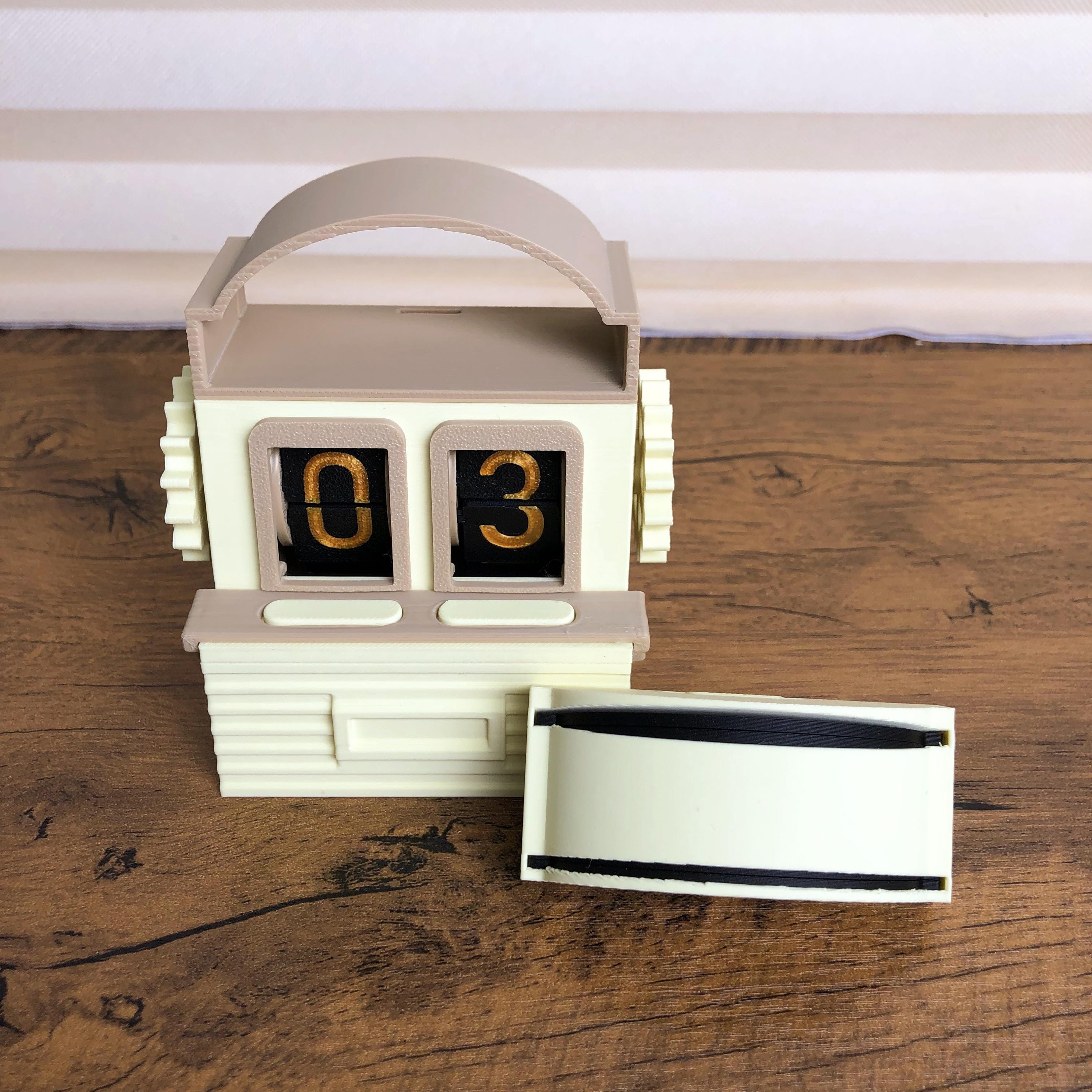 Vintage Desk Calendar 3D Printed Perpetual Rotating Date Display Retro ...
