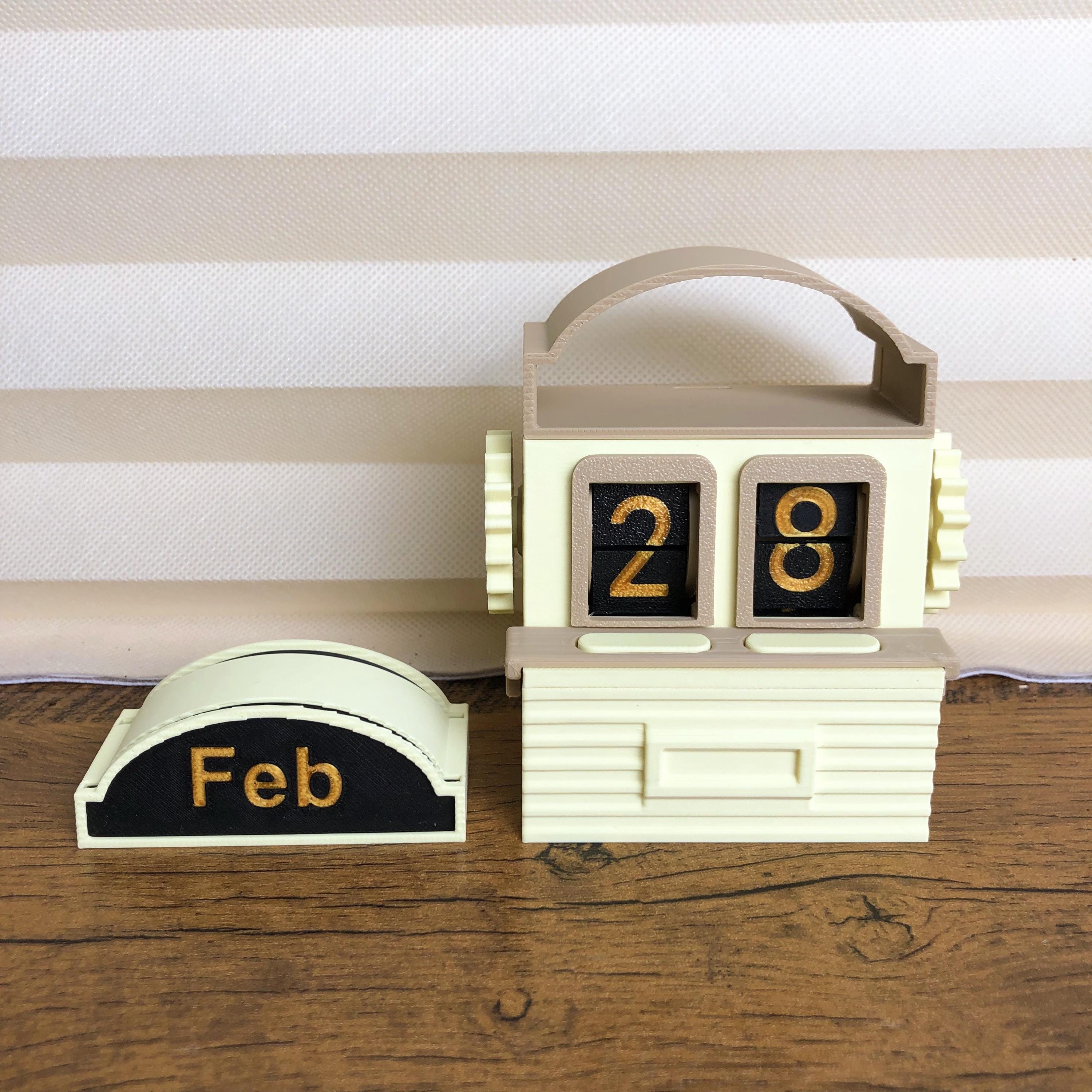 Vintage Desk Calendar 3D Printed Perpetual Rotating Date Display Retro ...