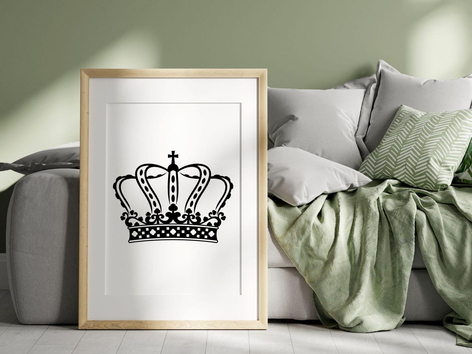 Royal Crown SVG Bundle: King, Queen, Princess Tiara (digital Files for ...