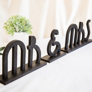 Mr and Mrs Wedding Signs Gatsby 1920s Flapper Art Deco Style Sweetheart ...