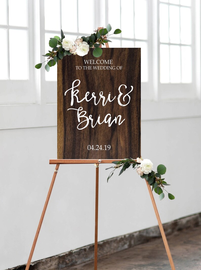 Wedding Welcome Sign With Personalized Names on Wood or Mod - Etsy